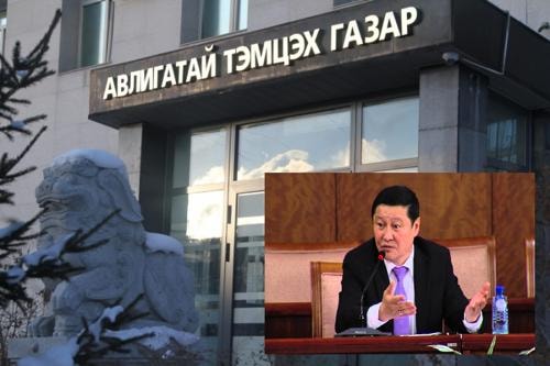 Дарханы замын асуудалд холбогдуулан Автозамын газрын дарга асан Д Доржханд Б Оюундэлгэр нарыг