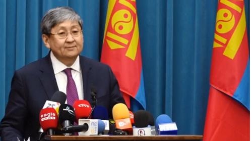 Тагнуулын байгууллагаас ЭЗХ ийн сайд Ч Хүрэлбаатарт “Газрыг 100 жилээр ашиглахыг цуцлах цахим